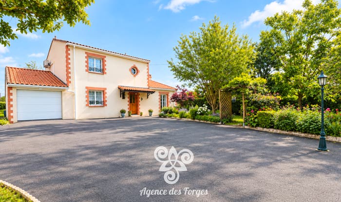 La Regrippière : Maison 6 pièces à vendre