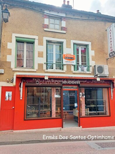 Maison 7 pièces à Saint-Amand-en-Puisaye, à vendre