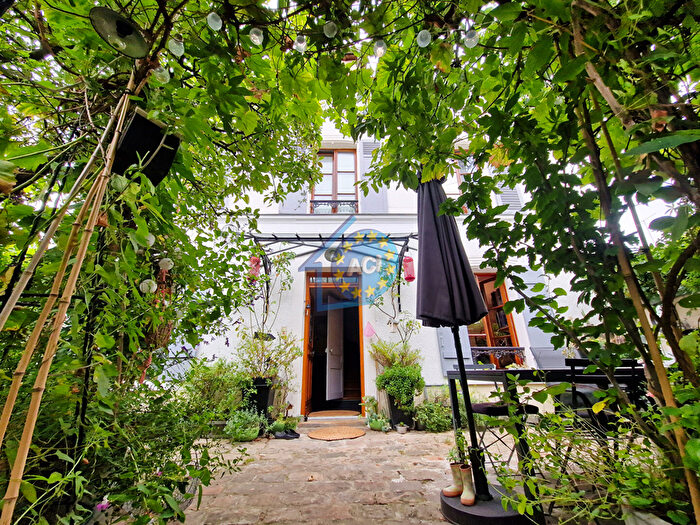 Mantes-la-Jolie, Centre-ville - Maison 6 pièces à vendre