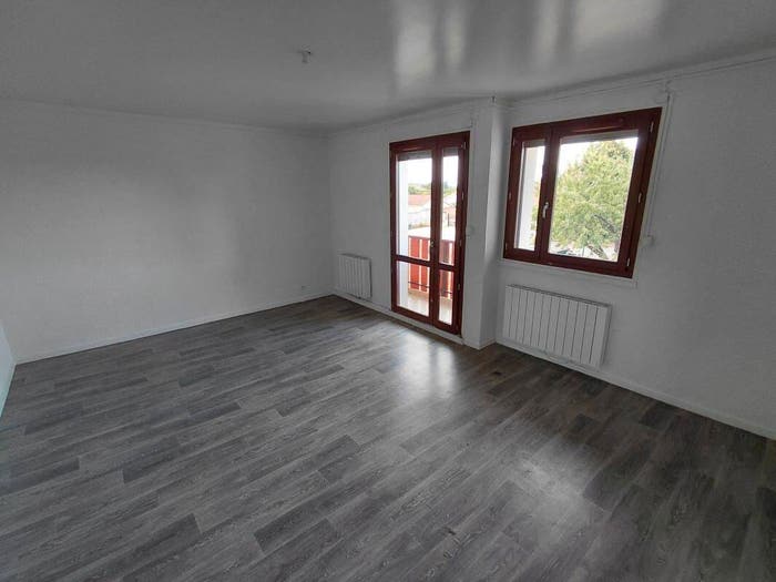 Pajay : Appartement 3 pièces à louer
