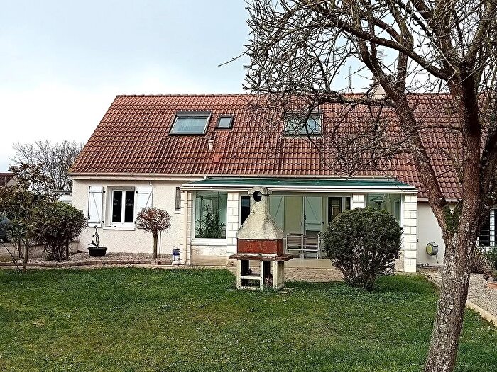 Maison 5 pièces à vendre à Ladon