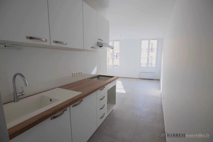 Appartement 1 pièce à louer - Toulon, Centre-ville