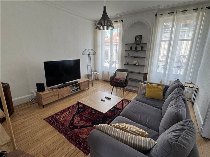 Appartement 4 pièces à Nancy, Centre-ville, Charles III, à louer