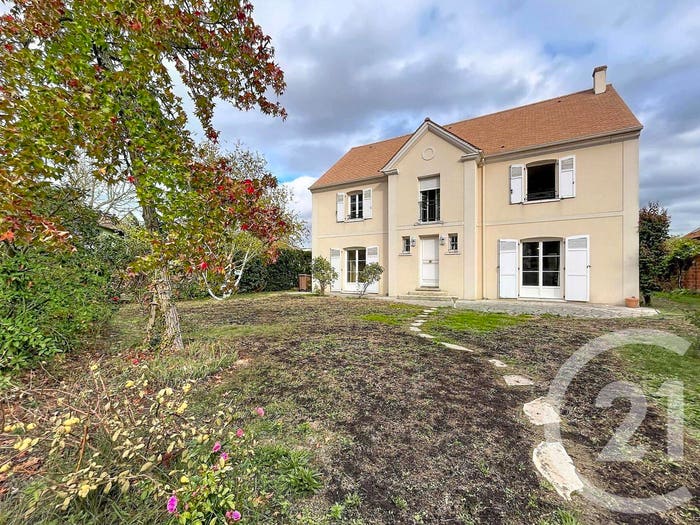 Maison 7 pièces à Chatou, à louer