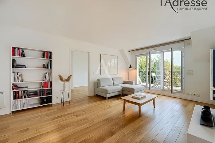 Suresnes, Carnot, Gambetta : Appartement 2 pièces à vendre