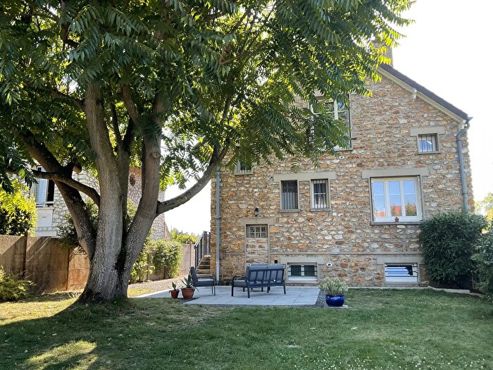 Maison 5 pièces à vendre à Melun, Rive de Seine, Sud