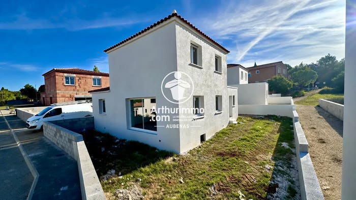Maison 4 pièces à Vagnas, à vendre