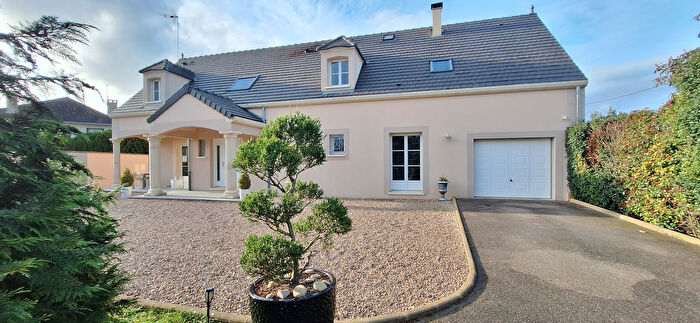 Maison 7 pièces à Montereau-Fault-Yonne, à vendre
