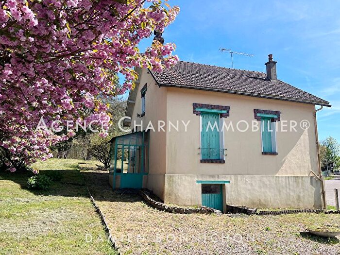 Maison 4 pièces à Charny, à vendre
