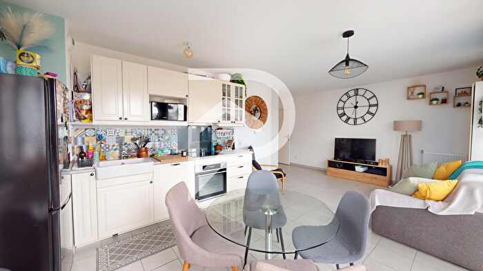 Asnières-sur-Seine, Gresillons, Voltaire - Appartement 3 pièces à vendre