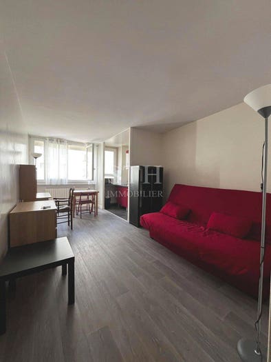 Citroën-Boucicaut, Paris 15ème arrondissement : Appartement 1 pièce à louer