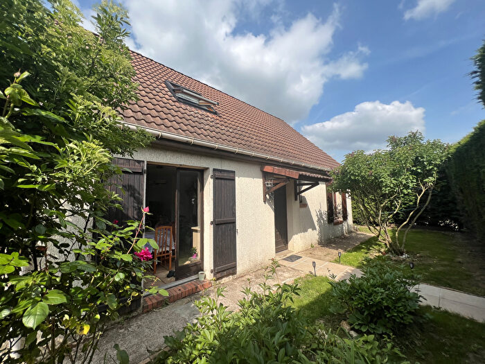 Maison 6 pièces à vendre à Ablis