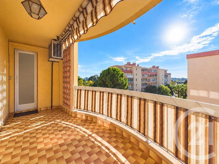 Appartement 3 pièces à Toulon, Sainte-Musse, à vendre
