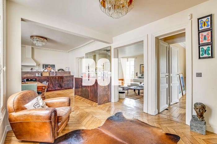 Appartement 5 pièces à Paris 10ème, Château d'Eau, Lancry, à vendre