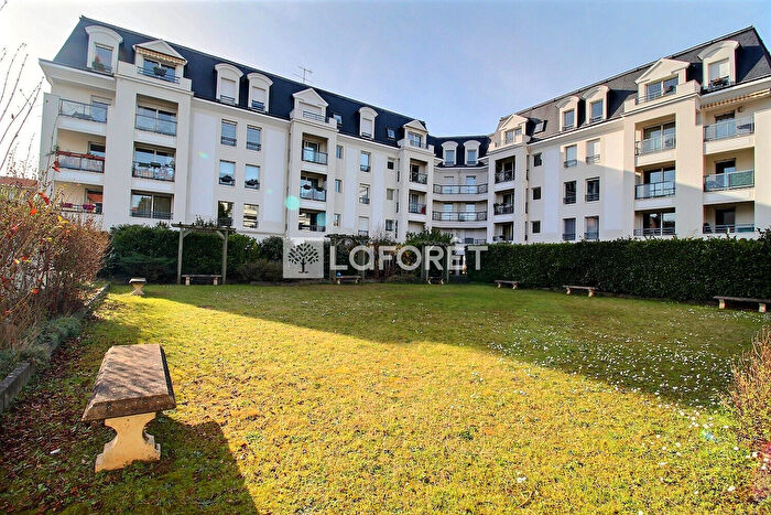 Appartement 4 pièces à vendre - La Garenne-Colombes, Centre Sud