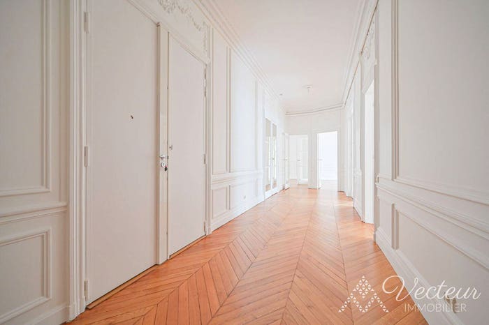 Appartement 7 pièces à louer à Porte Dauphine, Paris 16ème arrondissement