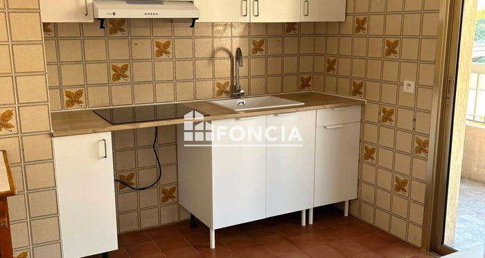 Mantega, Nice : Appartement 1 pièce à louer