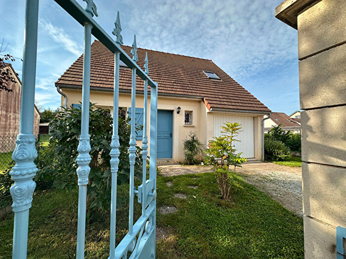Maison 5 pièces à Villeneuve-la-Guyard, à vendre