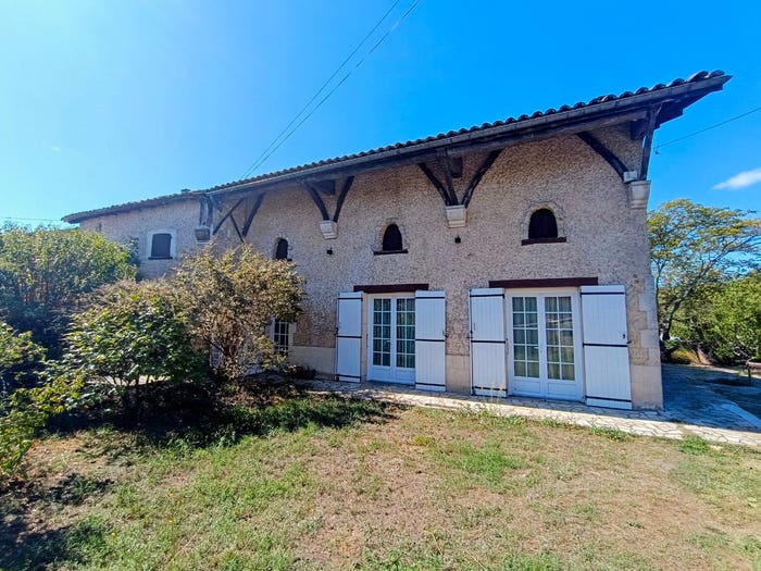 Maison 14 pièces à vendre à Coutras