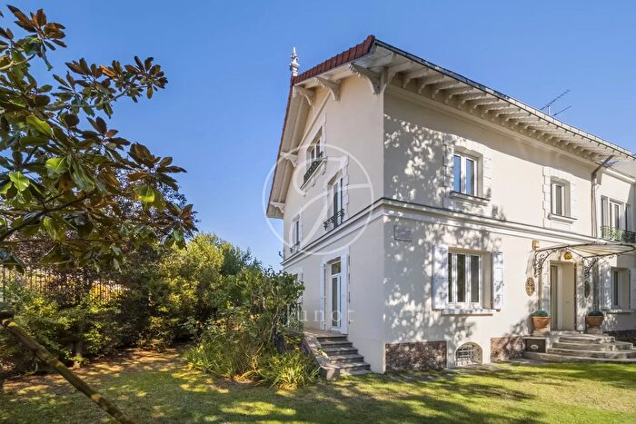 Asnières-sur-Seine, Bécon, Bourguignons - Maison 10 pièces à vendre