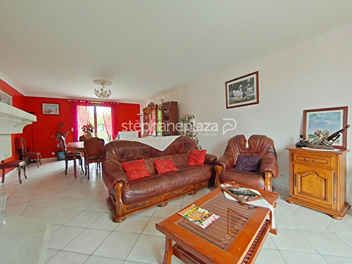 Maison 8 pièces à vendre à Champigny