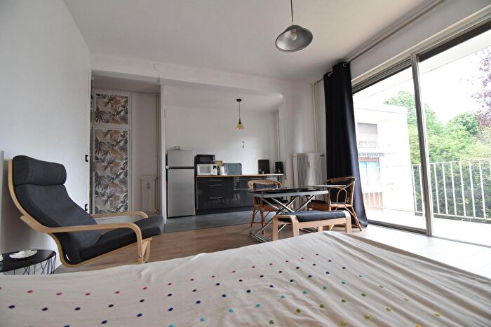 Centre Ville, Cosne-Cours-sur-Loire - Maison 1 pièce à vendre
