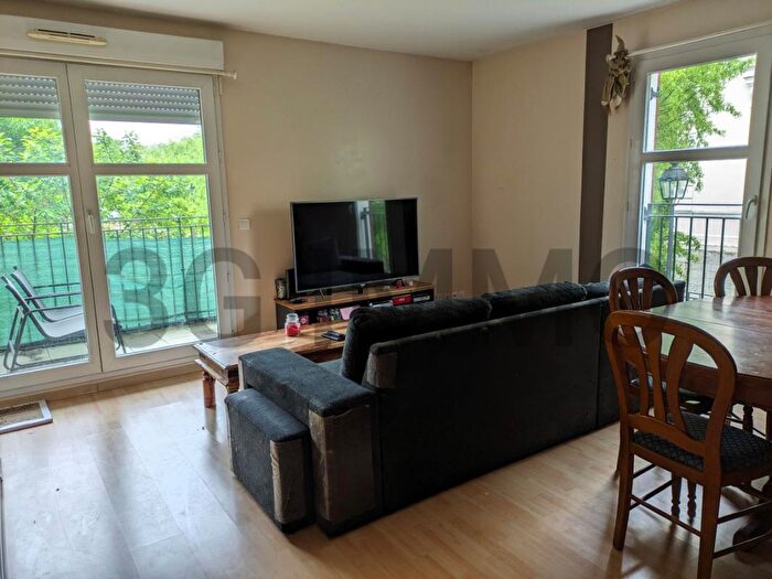Montereau-Fault-Yonne, Ville basse : Appartement 4 pièces à vendre