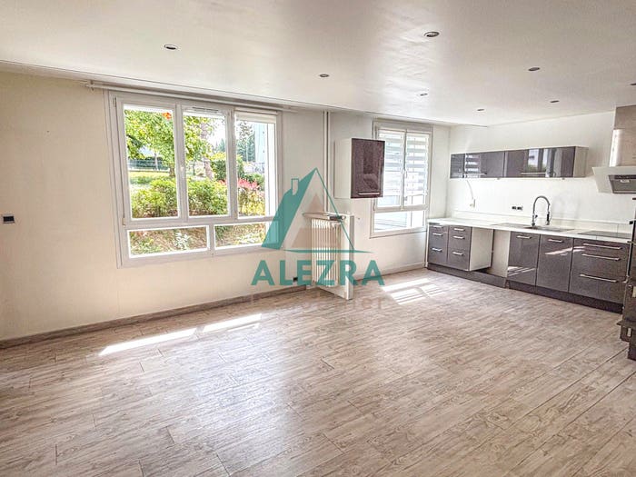 Rueil-Malmaison, Mazurieres : Appartement 4 pièces à louer