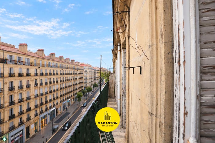 Appartement 3 pièces à Marseille 2ème, La Joliette, à vendre