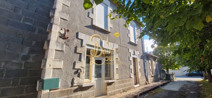 La Tour-Saint-Gelin - Maison 6 pièces à vendre