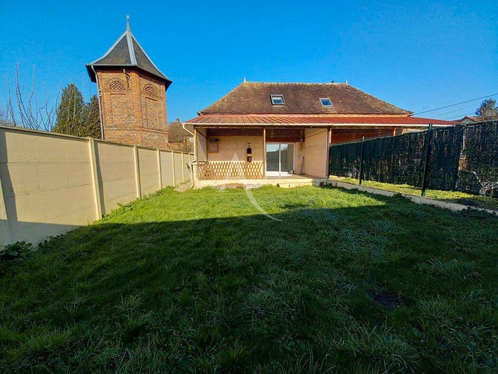 Lachapelle-aux-Pots : Maison 2 pièces à louer
