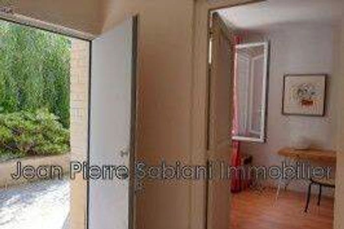 Village, Fontenay-sous-Bois : Appartement 1 pièce à louer