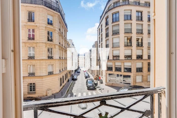 Appartement 2 pièces à vendre à Paris 8ème, Triangle d'Or