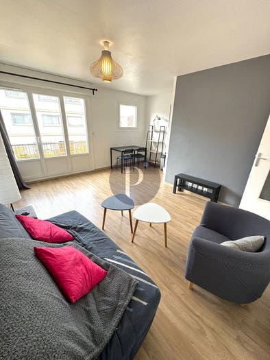 Zola, Villejuif - Appartement 1 pièce à louer
