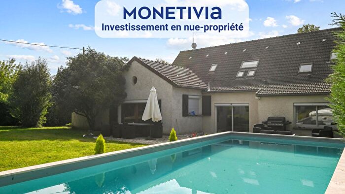 Maison 10 pièces à vendre à Roinville