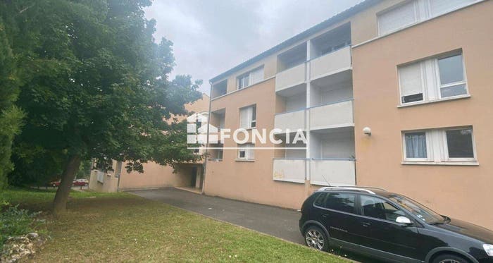 Montbernage-Pont Neuf, Poitiers : Appartement 1 pièce à louer