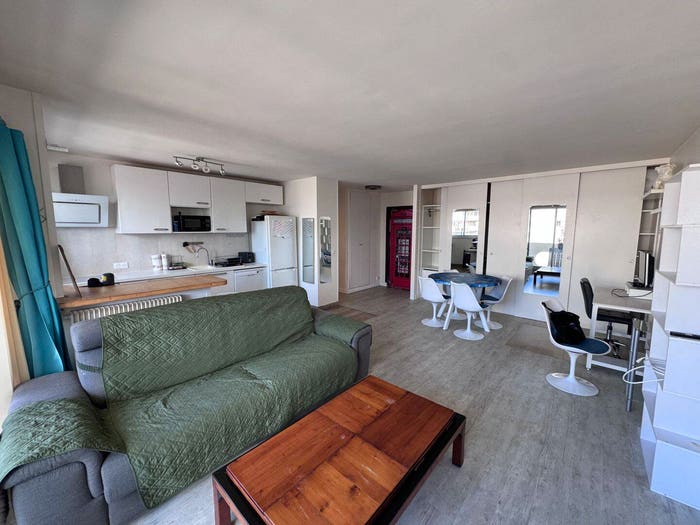 Appartement 2 pièces à louer à Gambetta, Courbevoie