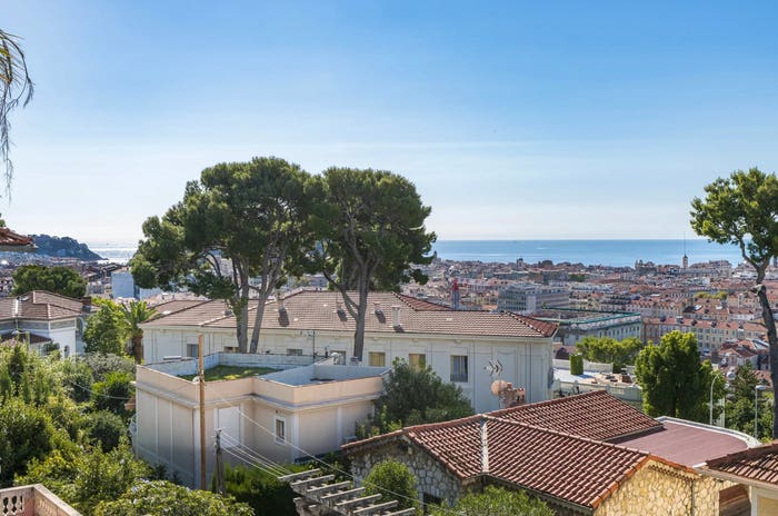 Nice, Cimiez : Maison 11 pièces à vendre