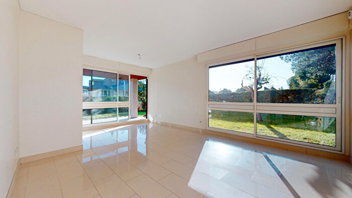 Appartement 4 pièces à Jouy-en-Josas, à vendre