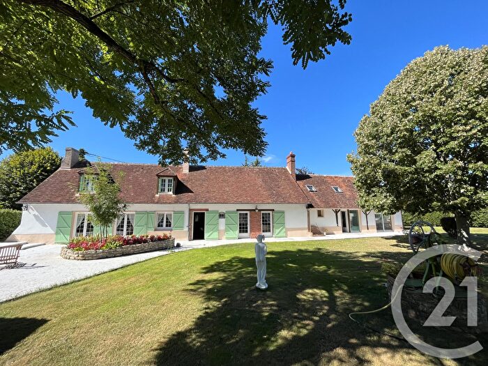 Maison 9 pièces à Quiers-sur-Bézonde, à vendre