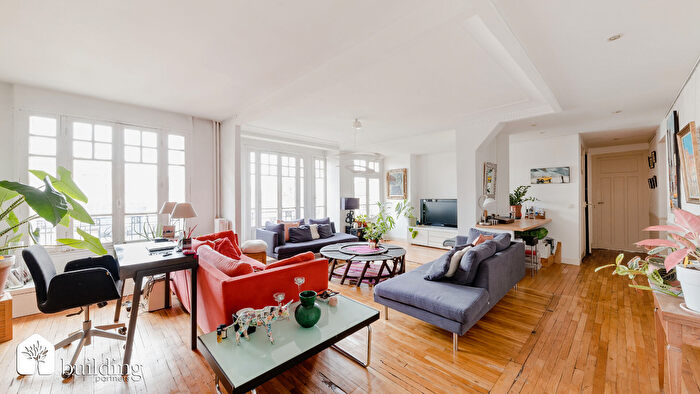 Asnières-sur-Seine, Bécon, Bourguignons : Appartement 6 pièces à vendre
