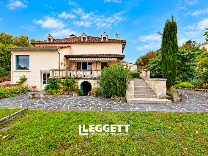 Maison 6 pièces à vendre à Bourdeilles