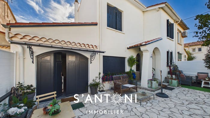 Agde, La Ville - Maison 6 pièces à vendre