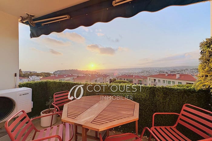 Appartement 3 pièces à Nice, Mont-Boron, à vendre