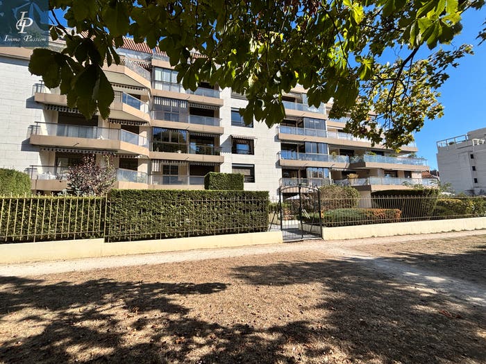 Appartement 5 pièces à Dijon, Colombière, Parc Chevreul, à vendre