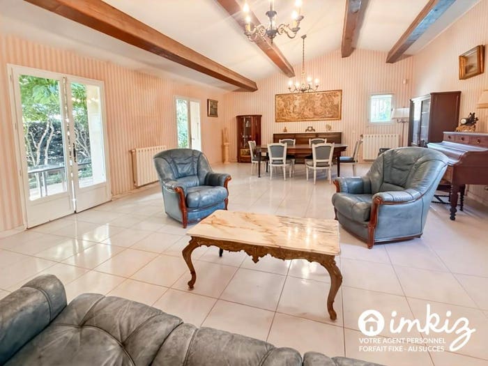 Aubagne, Pin Vert, Ceinture Est : Maison 6 pièces à vendre