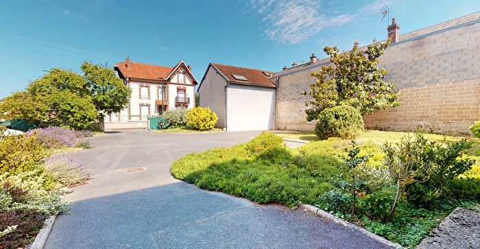 Courtenay - Maison 6 pièces à vendre