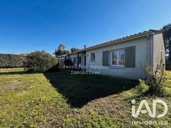 Maison 5 pièces à Izon, à vendre