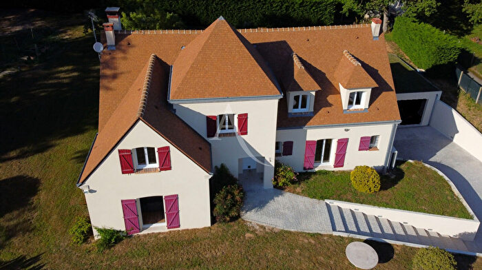 Maison 9 pièces à vendre à Saint-Chéron