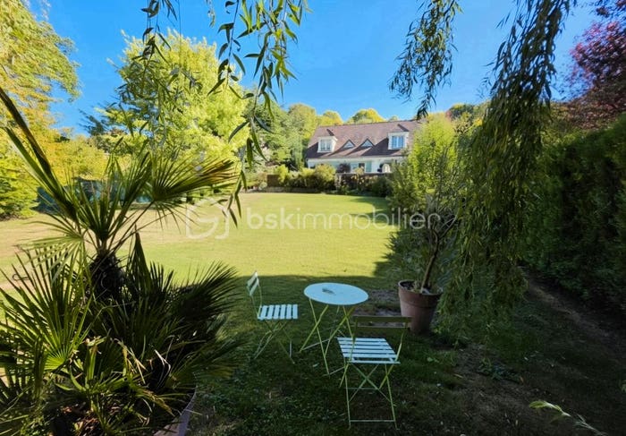 Maison 8 pièces à Maule, à vendre